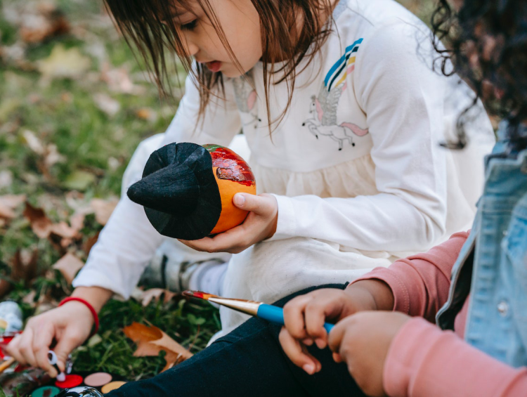 Les meilleures activités manuelles de Halloween pour les enfants.